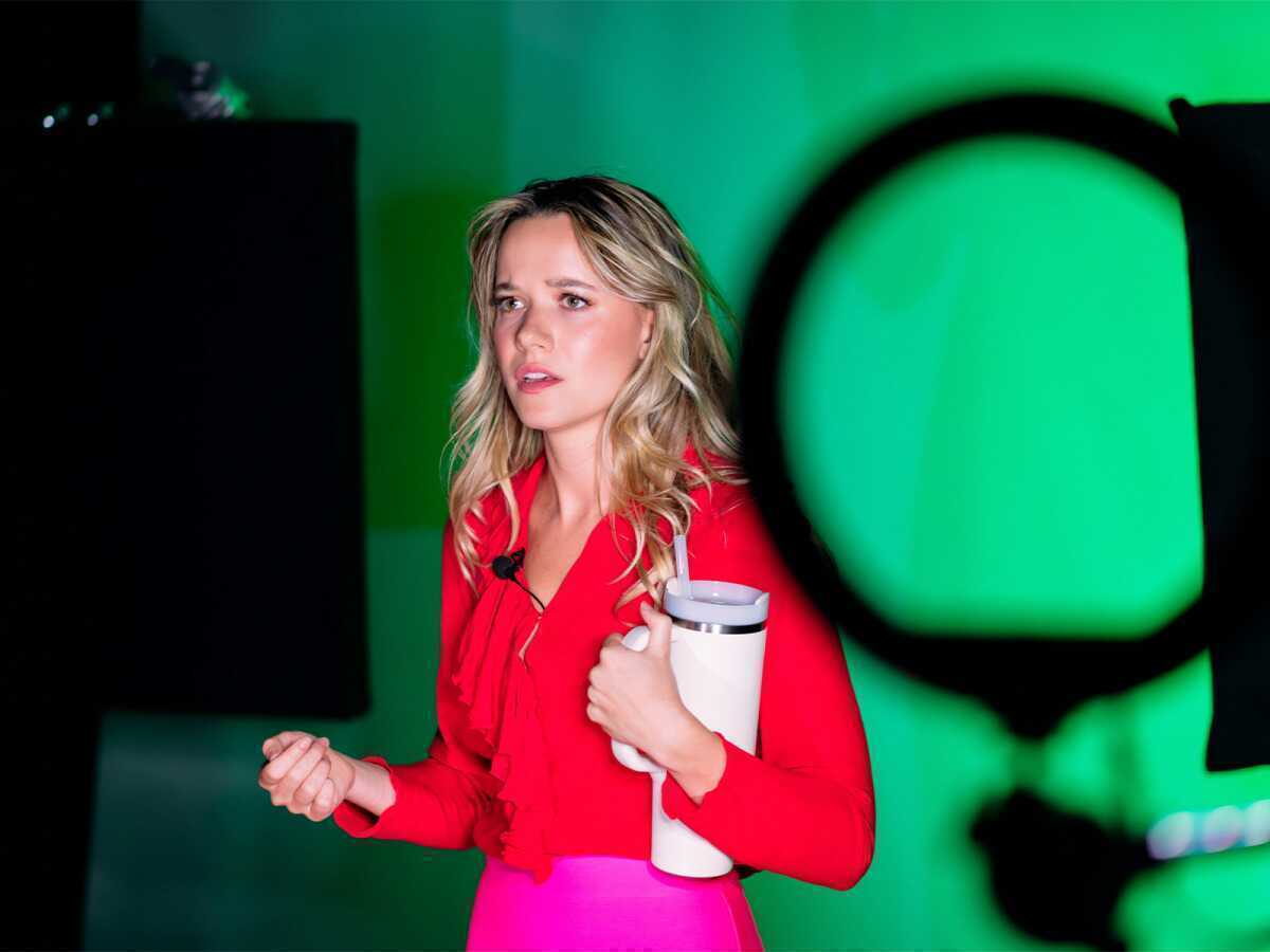 Weather Girl London - Offisielle billetter fra londonboxoffice.no